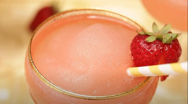 Win This Summer With The Perfect Frosé (Frozen Rosé) - Spicy Salty Sweet